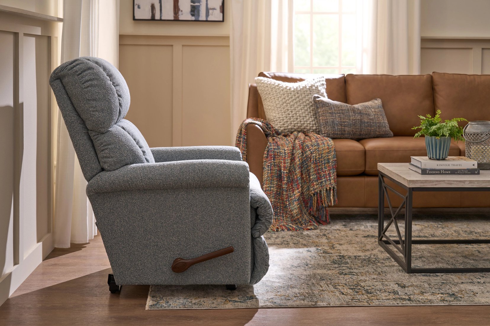 Furniture Review: Flexsteel Vs. La-Z-Boy